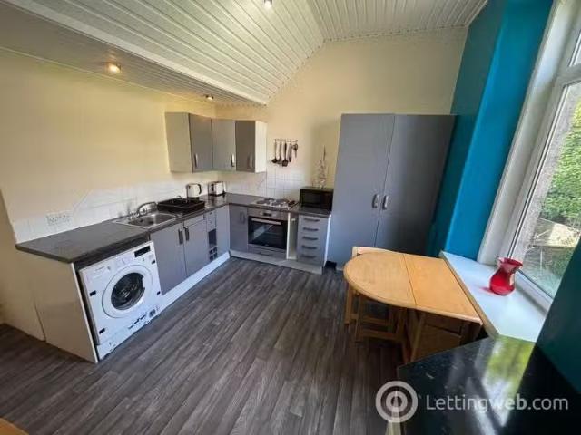 Deal! Property to rent in Howburn Place, City Centre, Aberdeen.