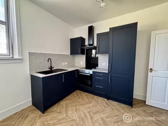 Cozy Property to rent in 179 Hardgate, Aberdeen, AB11 6YB