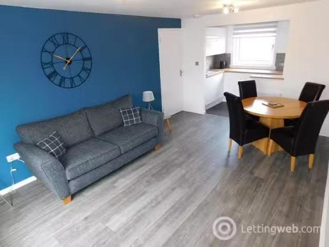 Deal! Property to rent in 17, Bughtlin Loan, Edinburgh, EH12 8UZ