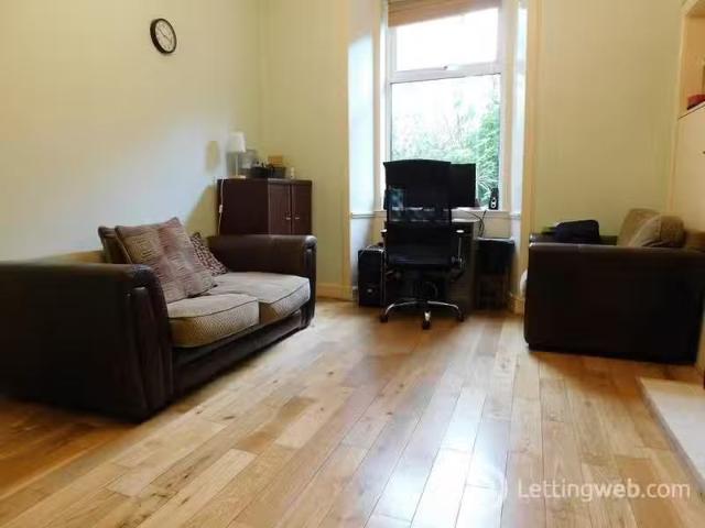 Cheap Property to rent in 19, Westfield Road, Edinburgh, EH11.