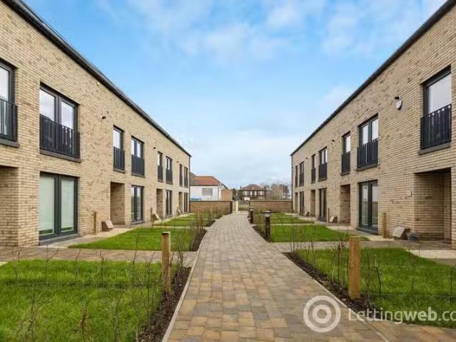 New Property to rent in 2 Elrig Gate, Circle Green, Newlands.