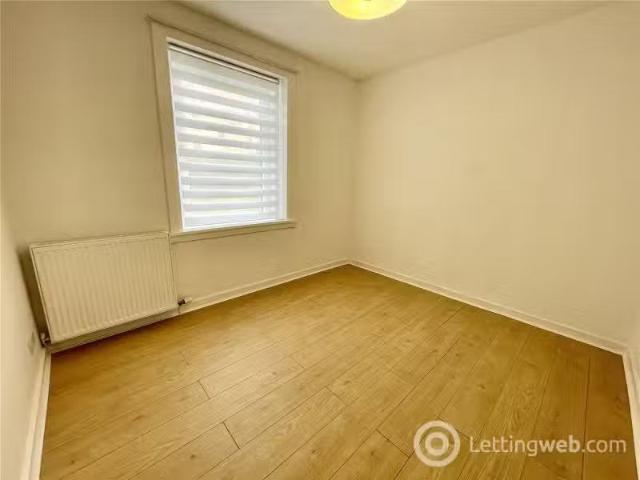 For Rent! Property to rent in 5/1 Stenhouse Avenue West, Edinb.