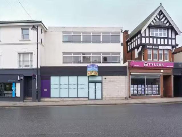 Just in! Property for rent in High Street, Newmarket, Suffolk.