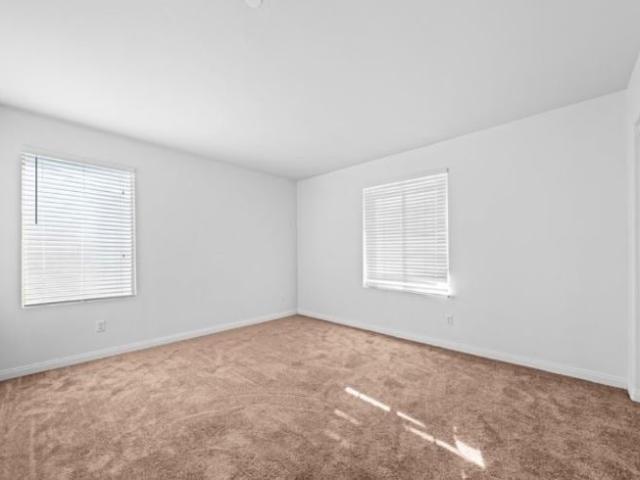 Charming room for rent in Jurupa Valley with Mod