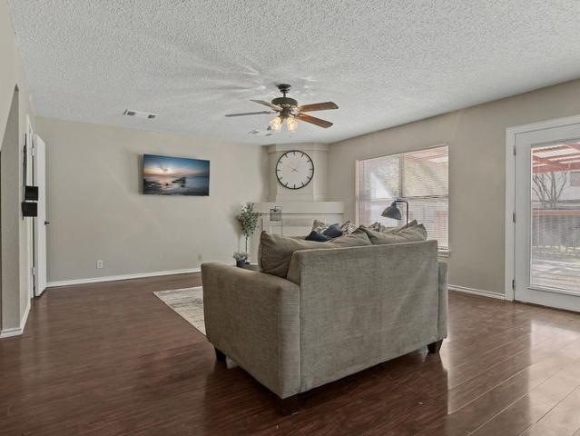 Charming Rue De Lis Home with Vaulted Ceilings & F