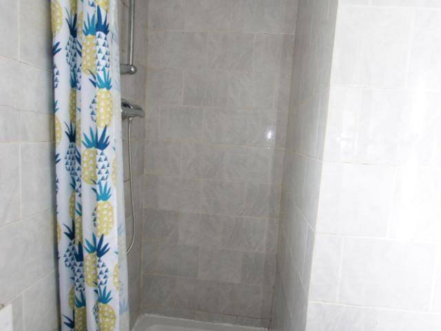 Charming single bedroom ensuite Has a Room
