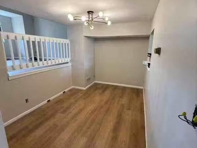 Charming Single Unit Home in Mays Landing 4 Bed, 3 Bath No f.