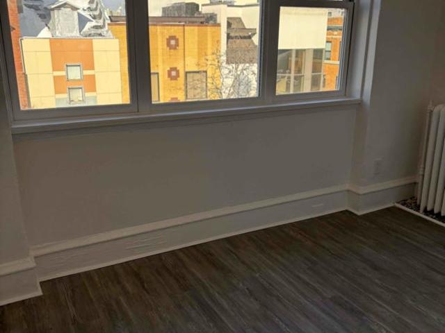 Charming Single Unit in Wilmington | _ N Market St