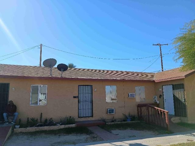 Charming Single Unit in Blythe_ E Murphy St$mo_Ava