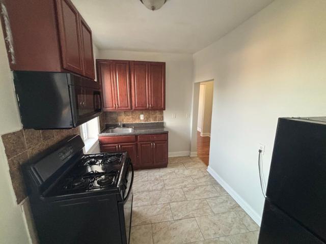 Charming Single Unit in Jersey City | 162 Bergen A