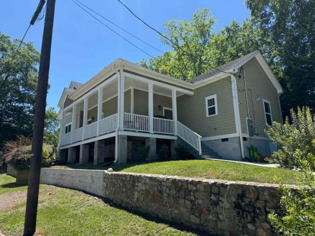 Charming Single Unit on E Main St | DurhamNC | $mo