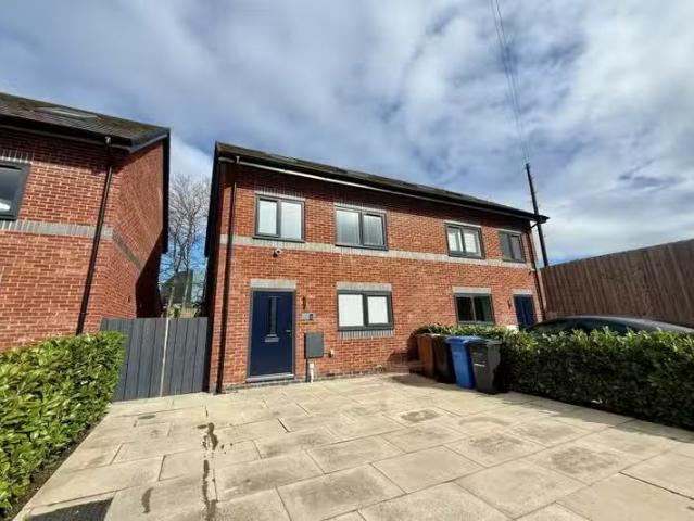 Charming St. Philips Close, Cheadle, 4 bedroom, Semi Detached