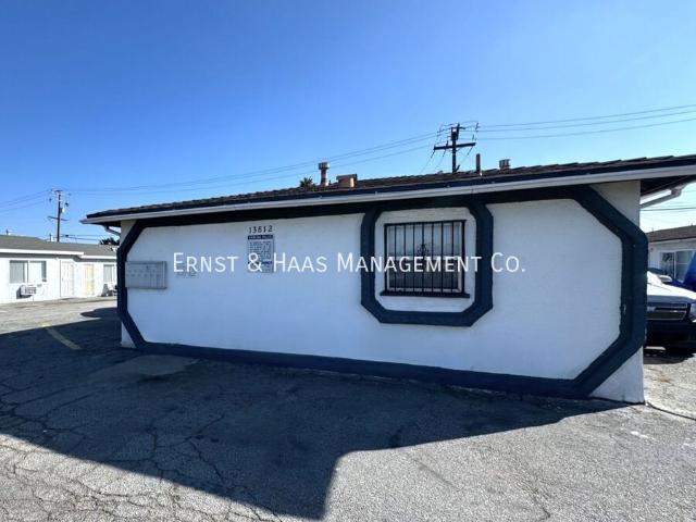 Charming Studio Apartment in Los Angeles!*MOVE IN SPECIAL