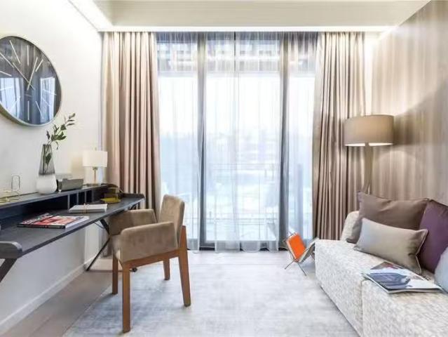 Unique Studio flat to rent in The Quarters, Swiss Cottage NW3