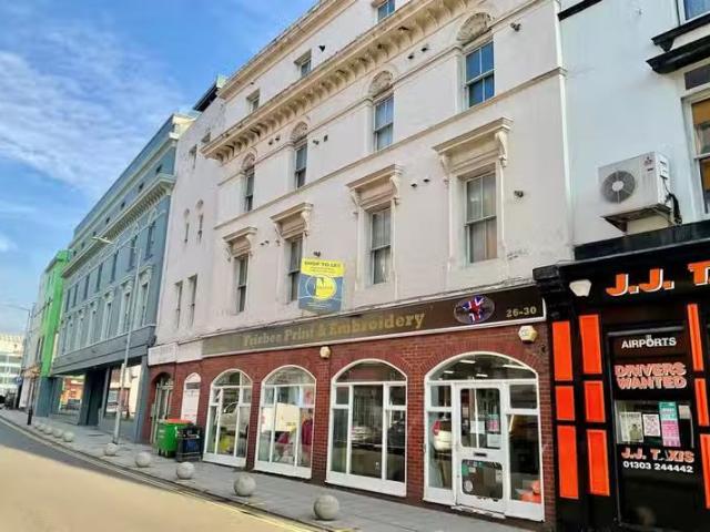 For Rent! Studio flat for rent in Ascot House, CT20