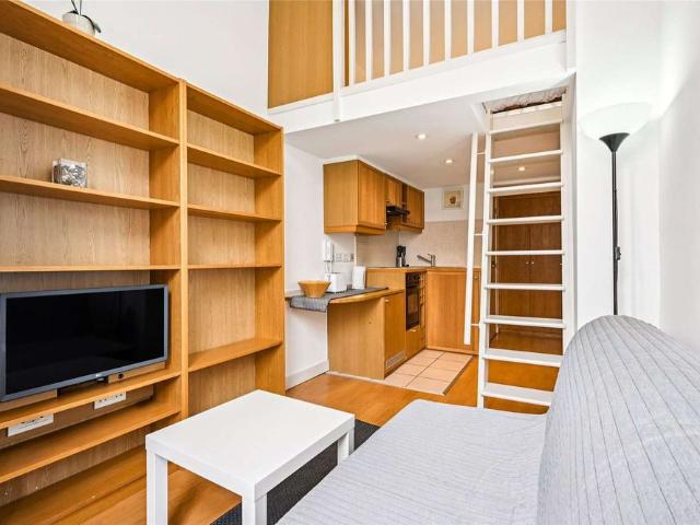 Charming studio in West Kensington