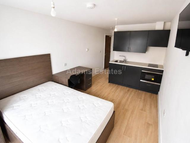 Charndon Close, Reading RG2, Studio to rent, £1,083 pcm | PrimeLocation
