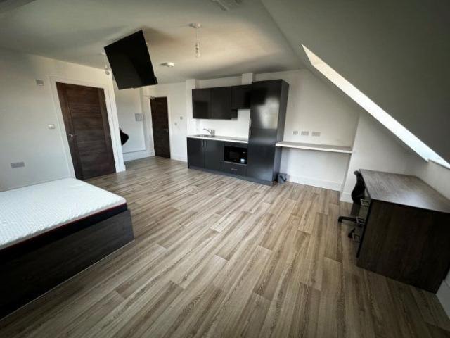 Charndon Close, Reading