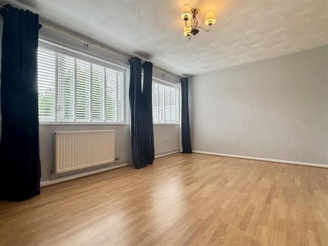Charnwood Close, So53