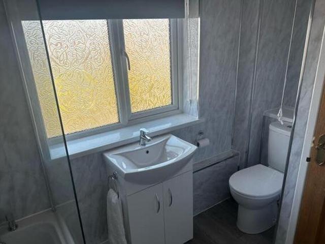 Charnwood Crescent, Newton, 3 Bedroom House