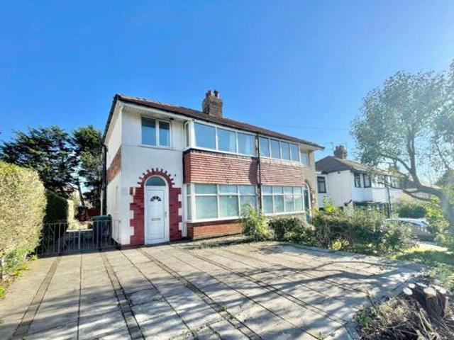 Charnwood Avenue, Normoss, 3 Bedroom Semi detached