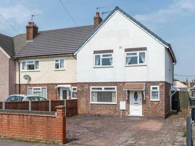 Charnwood Avenue, Castle Donington, 4 Bedroom End