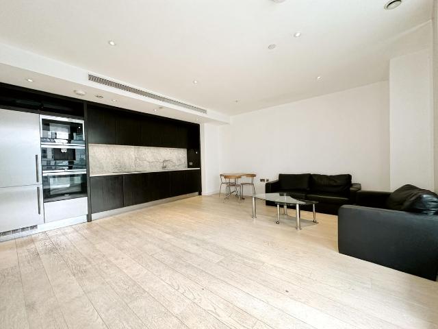 Charrington Tower, New Providence Wharf, London E14, 2 bed flat to rent, £3,300 pcm | PrimeLocation