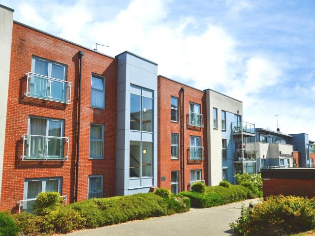 Charrington Place, St Albans AL1, 1 bed flat to rent, £1,450 pcm | PrimeLocation