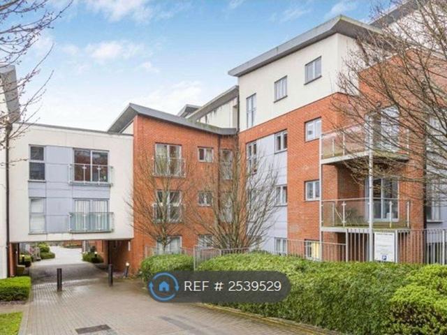 Charrington Place, St Albans AL1, 1 bed flat to rent, £1,525 pcm | PrimeLocation