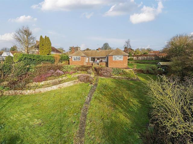 Chart Road, Sutton Valence, Maidstone ME17, 3 bed detached bungalow to rent, £2,500 pcm | PrimeLocation