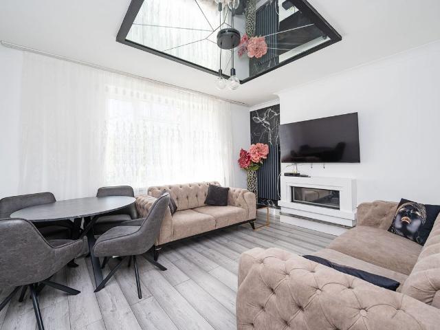 Chart Street, Shoreditch, London N1, 2 bed flat to rent, £3,250 pcm | PrimeLocation