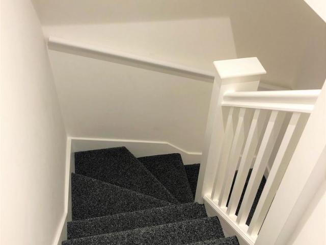 Charter Avenue, Coventry CV4 Studio to rent £1,040 pcm £240 pw