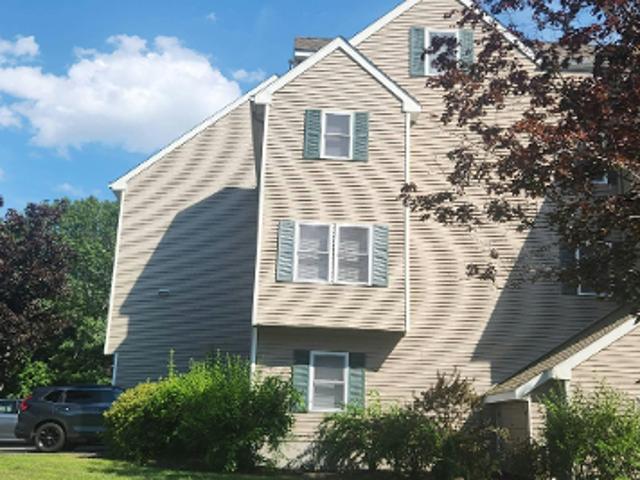 Charter St Unit 15