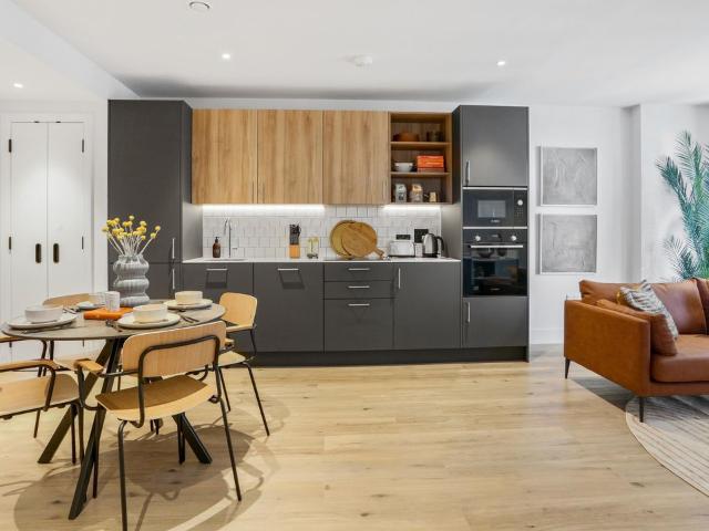 Charter Street, Canary Wharf, London E22, 1 bed flat to rent, £2,892 pcm | PrimeLocation