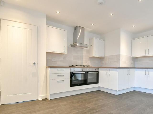 Charterhouse, Coventry CV1 6 bed terraced house to rent £3,150 pcm £727 pw