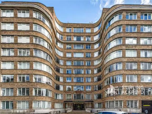 Charterhouse Square, London, EC1M 6ET