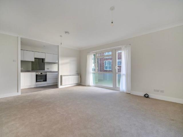 Charterhouse Road, Godalming, GU7