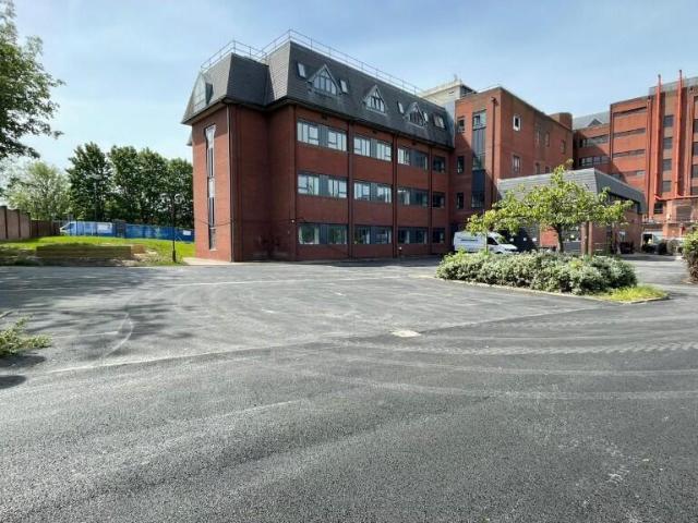 charterhall drive, chester, cheshire, ch88