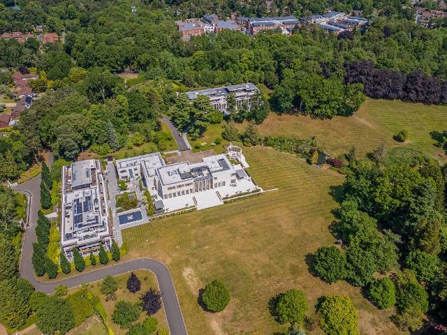 Charters Road, Sunningdale, Berkshire SL5, 2 bed flat to rent, £7,000 pcm | PrimeLocation