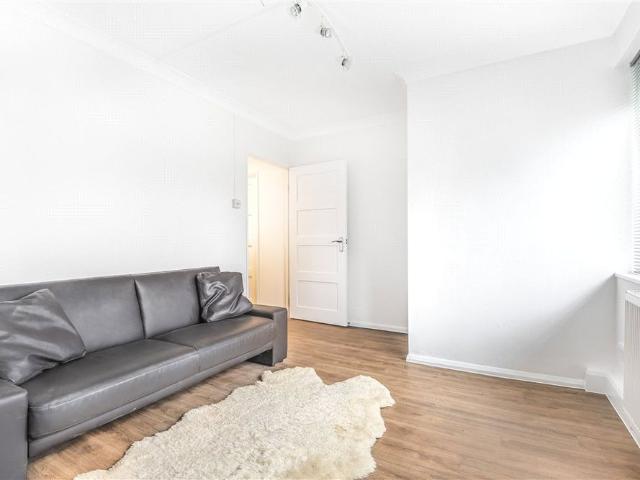 Chartes House, Abbey Street, London, SE1 3BU