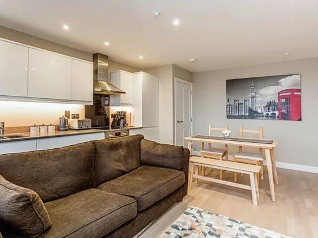 Chartwell Plaza, Southend Town Centre, Property for rent