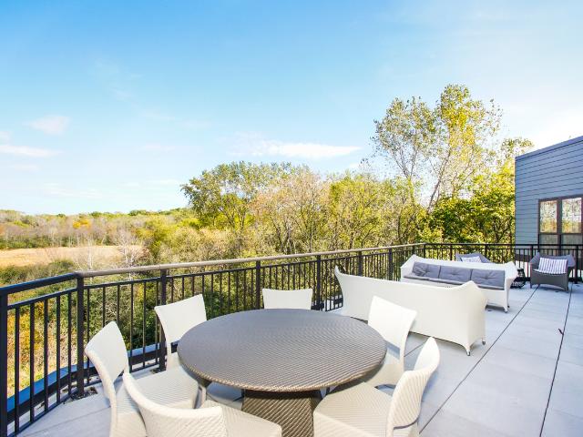 Chase at Nine Mile Creek 1 Bedroom Apartment for Rent at 6100 Chasewood Pkwy, Minnetonka, MN 55343