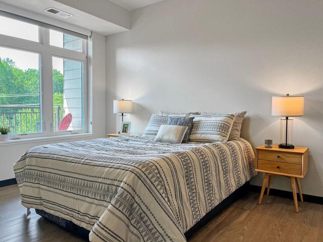 Chase at Nine Mile Creek 2 Bedroom Apartment for Rent at 6100 Chasewood Pkwy, Minnetonka, MN 55343
