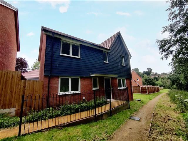 Chase Court, Stourbridge DY8, 4 bed property to rent, £1,450 pcm | PrimeLocation