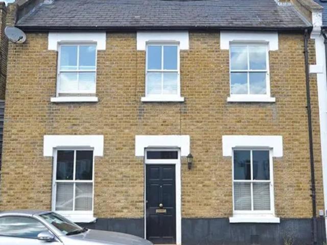 Chase Lodge Hotel, 10 Park Road, London, KT1 4AS, United Kingdom | 3 bed house for rent #138595201 | Rentberry
