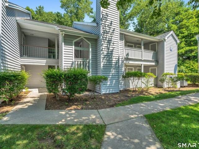 Chase Oaks Ct, Groton, Condo For Sale
