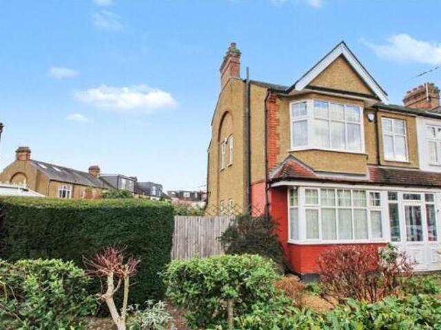 Chase Side Avenue, Enfield, 3 Bedroom End