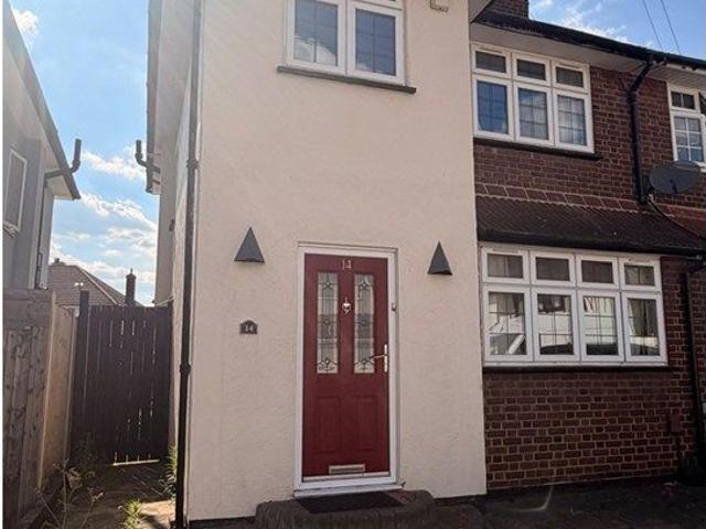 Chaseside Close, Romford RM1, 3 bed semi detached house to rent, £2,600 pcm | PrimeLocation