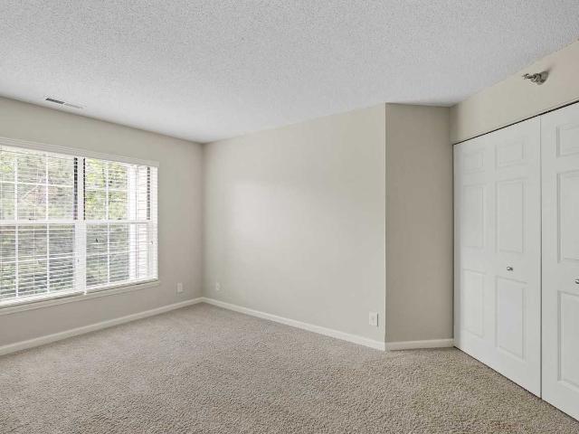 Chasewood Gates 2 Bedroom Apartment for Rent at 6100 Chasewood Pkwy, Minnetonka, MN 55343