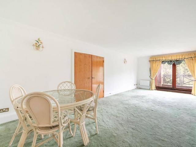 Chasewood Park, Harrow, HA1 3 bed flat to rent £3,500 pcm £808 pw